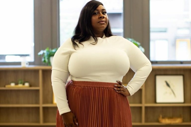 What Is Considered Busty? | TheBetterFit